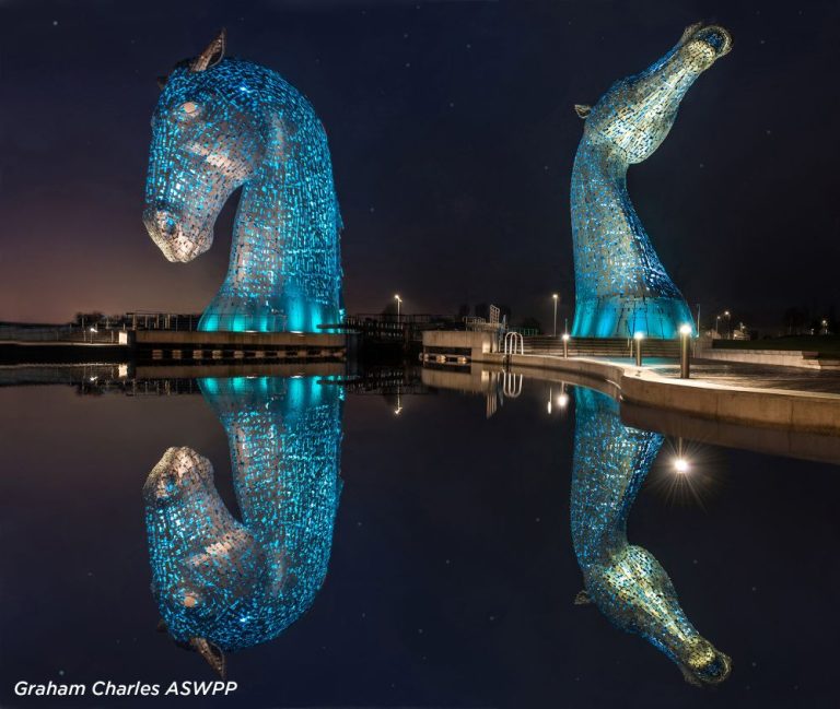 Stunning image of The Kelpies scoops top prize in Landmarks Photography ...