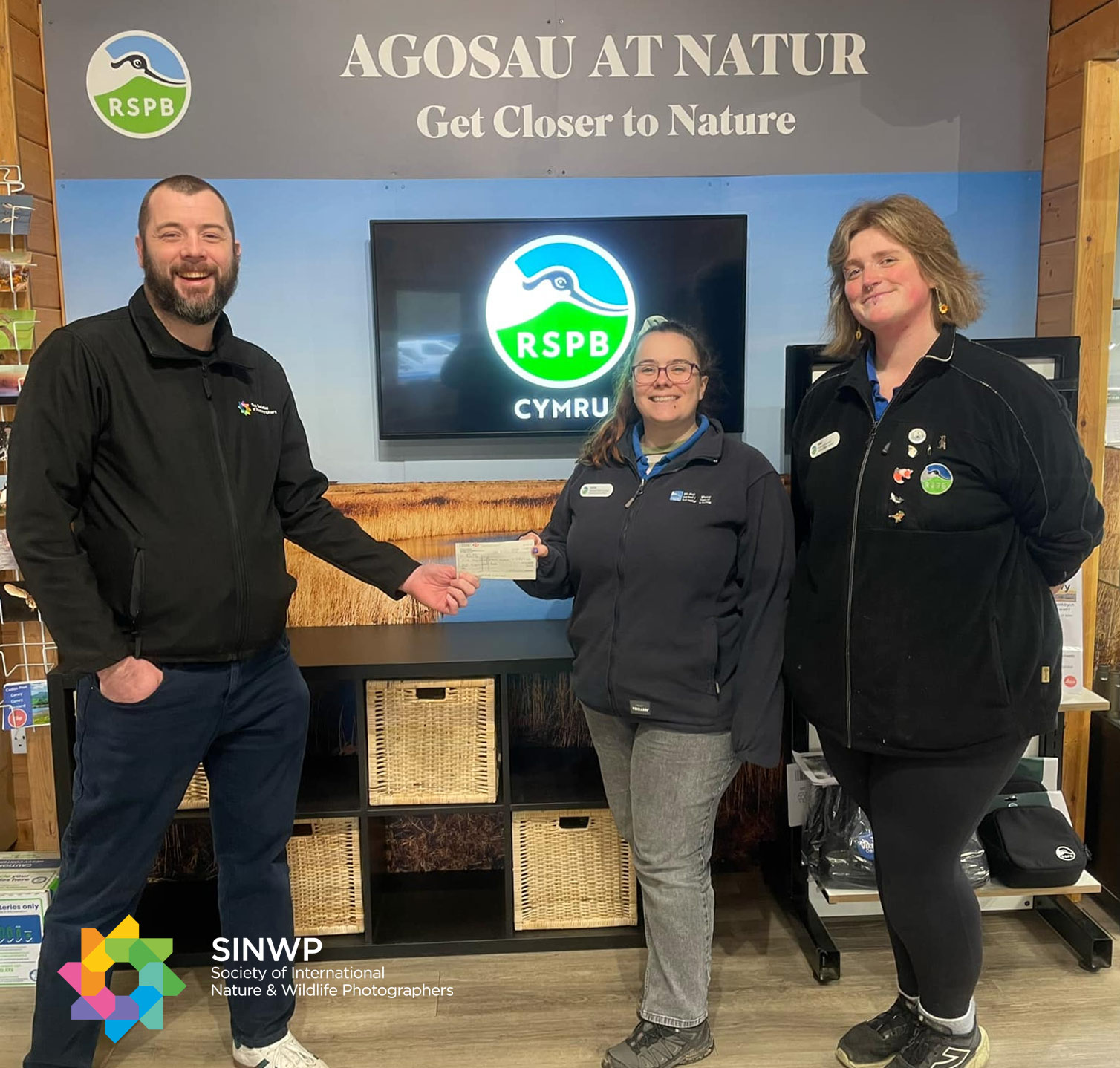 The Society of International Nature and Wildlife Photographers raises £ ...